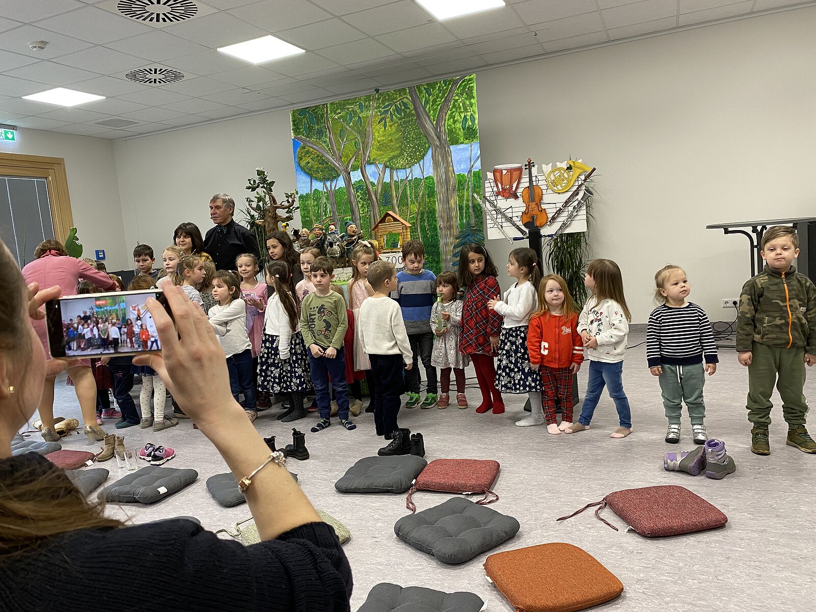 Sergej Prokofjews „Peter und der Wolf“ im Haus der Heimat in Nürnberg ...