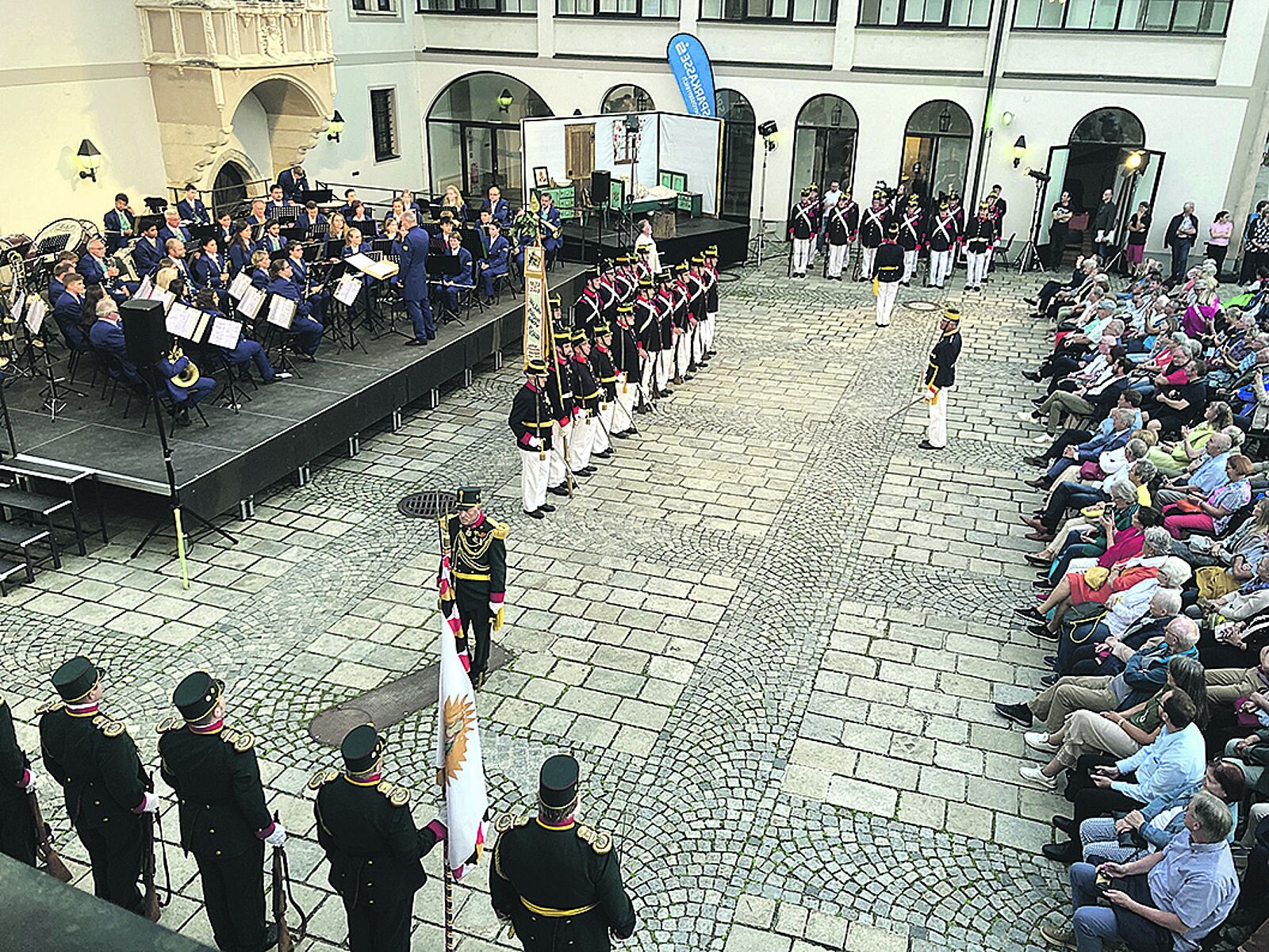 Eröffnung der 41. Welser Burggartenkonzerte 2024 - Siebenbuerger.de