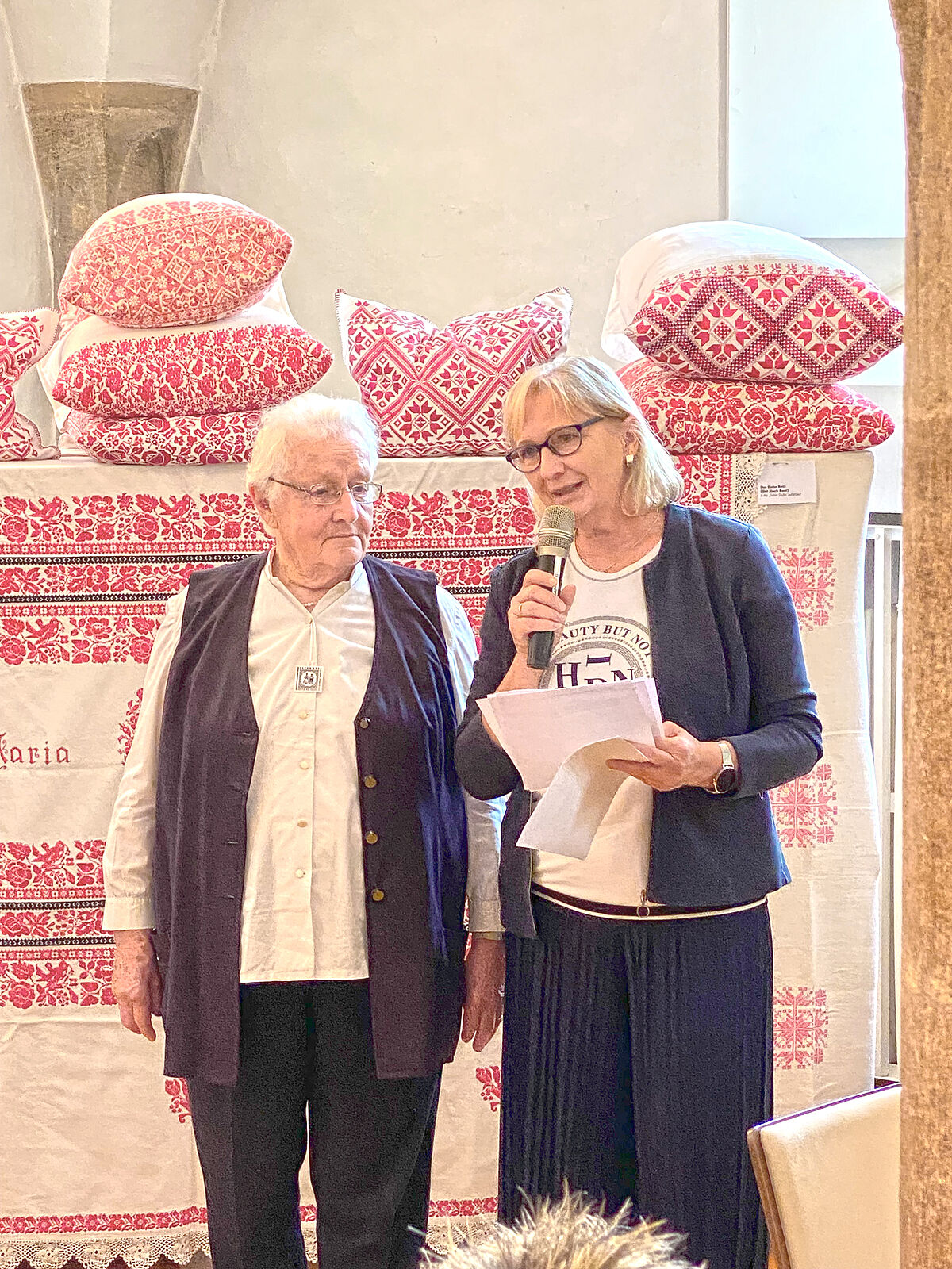 Kulturelle Schätze aus Nord­siebenbürgen: Traditionelle Handarbeiten in ...