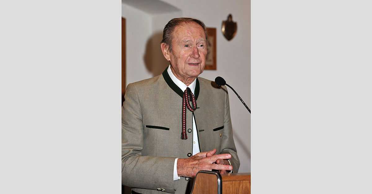 Salzburger Ehrenobmann Ing. Martin Daichendt verstorben - Siebenbuerger.de