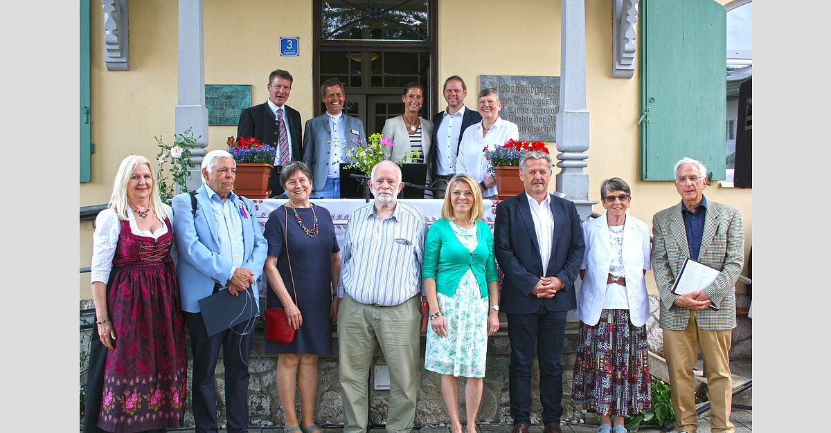 „Meilenstein, der von Ausdauer, Engagement und Gemeinschaftsgeist zeugt ...