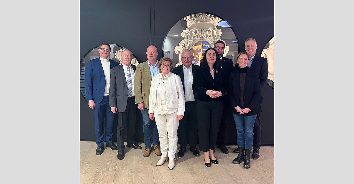 Kirchenburgen-Ausstellung in Würzburg zu Gast - Siebenbuerger.de