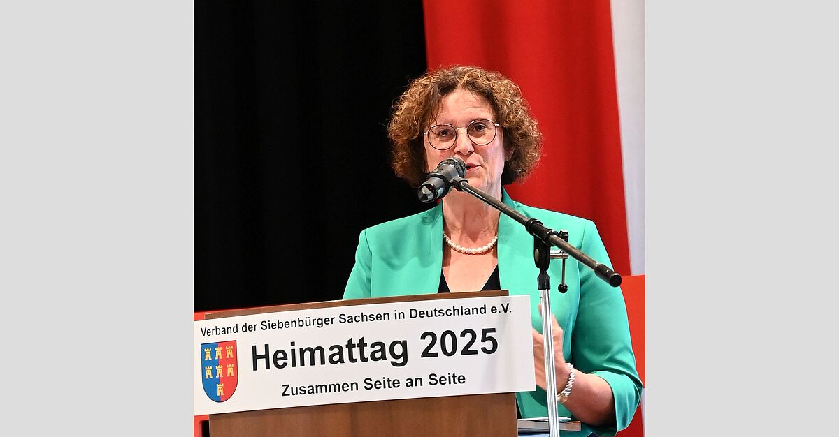 Dr. Petra Loibl: „Welthauptstadt der Siebenbürger Sachsen ...