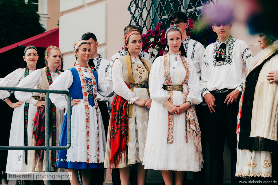 Siebenbürger Sachsen beim Gredinger Trachtenmarkt - Bild Nr. 47 ...